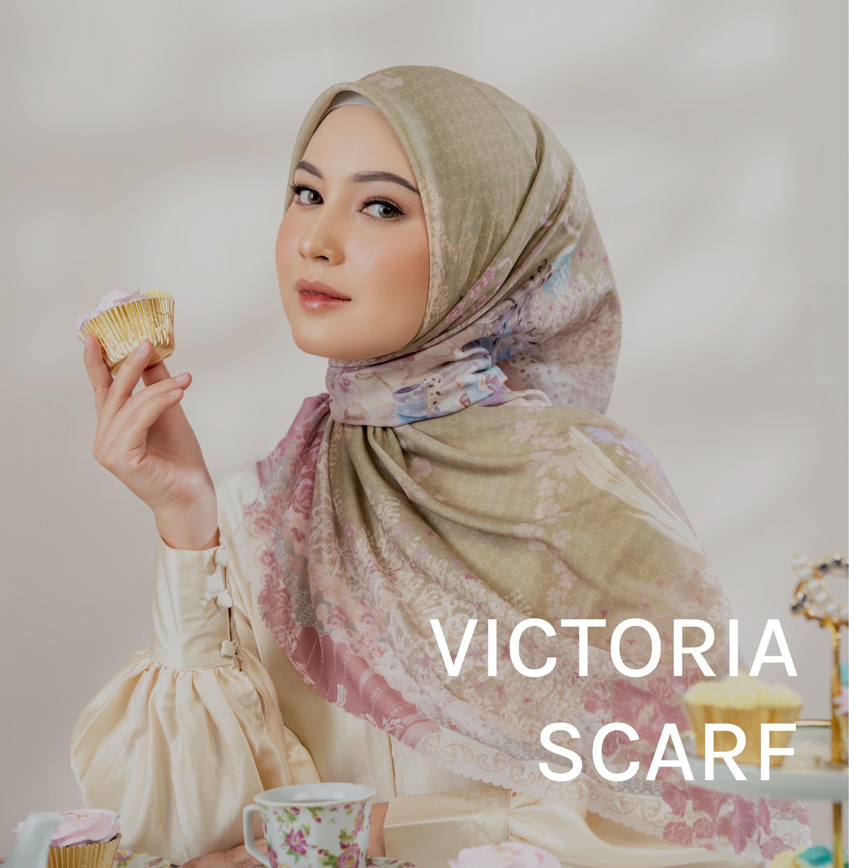 Victoria Scarf – Wearing Klamby