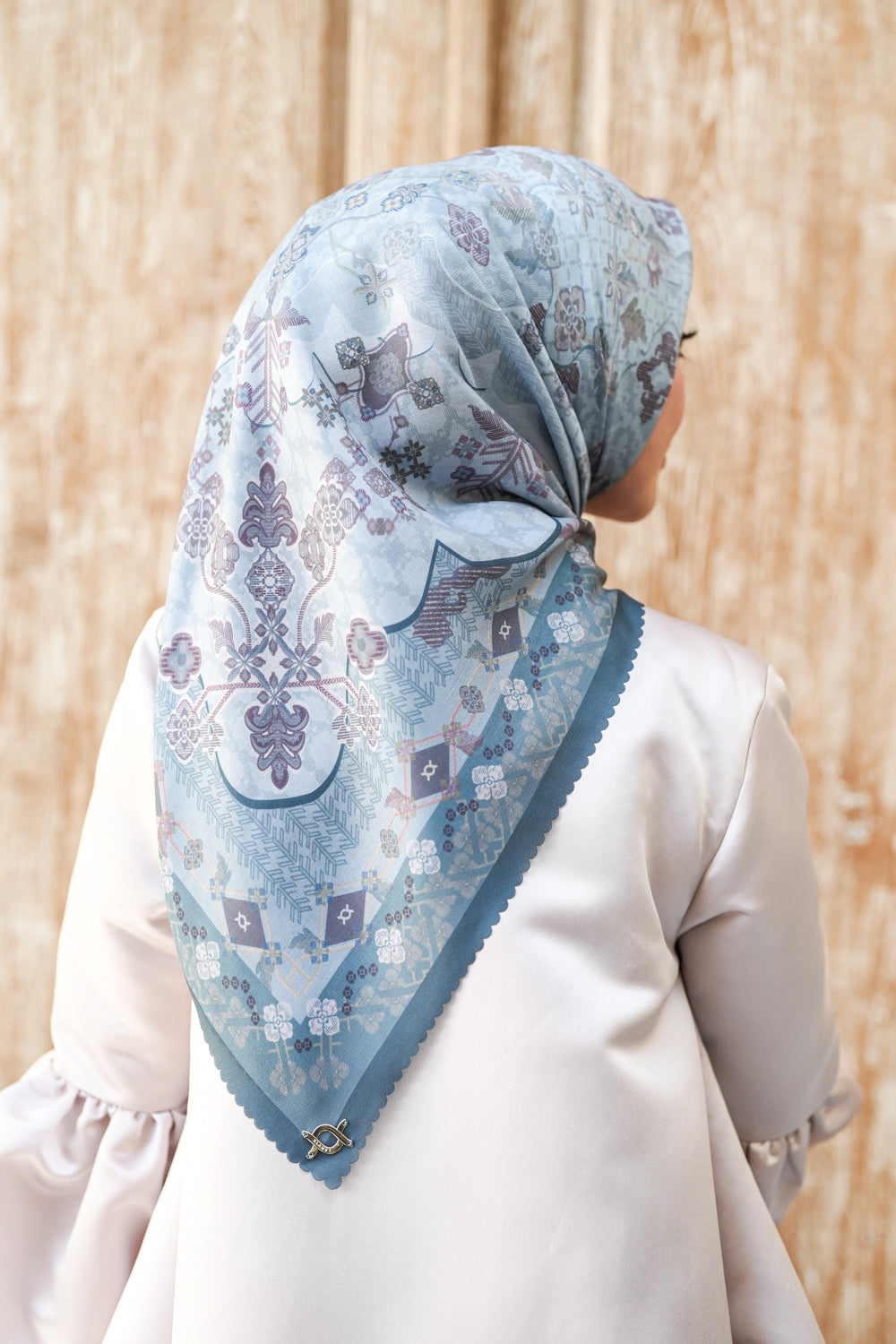 Dumai Scarf (Minor) - Bugis – Wearing Klamby
