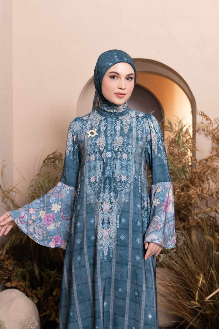 Dress – Wearing Klamby